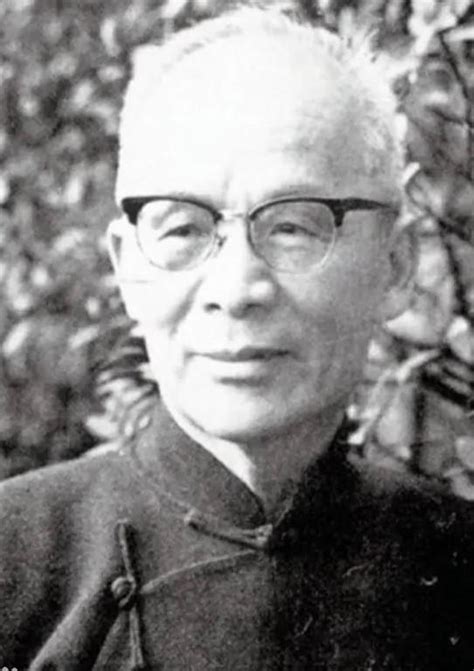 讓張愛玲「低到塵埃里」的男人，他的書法卻讓川端康成敬佩 每日頭條