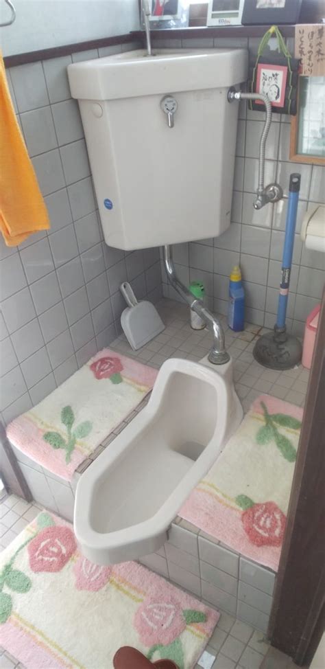 和式トイレから洋式トイレへ 安芸高田リフォームブログ 安芸高田市でリフォーム・不動産なら株式会社住吉