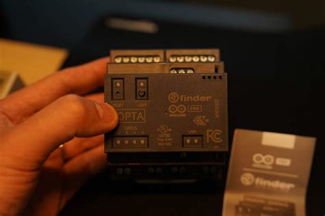 Arduino Opta とは？arduinoが開発したplc 技プログ