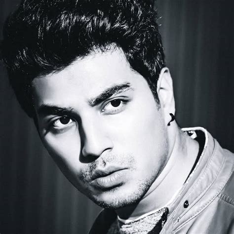 Neethi Nairs Instagram Twitter And Facebook On Idcrawl