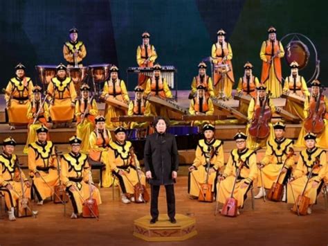 Монголын морин хуурын чуулга Японы Nhk концeртын танхимд тоглолтоо хийнэ Isee Mn