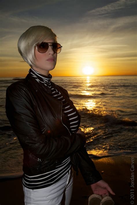 Big Boobs Jordan Carver Jordan Carver Hot In Stripe Full Hand Tops