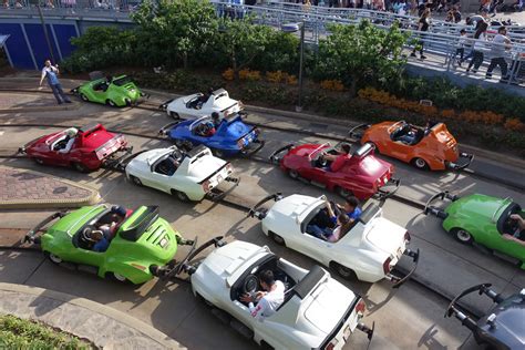 Autopia Disneyland Park Coasterpedia The Amusement Ride Wiki