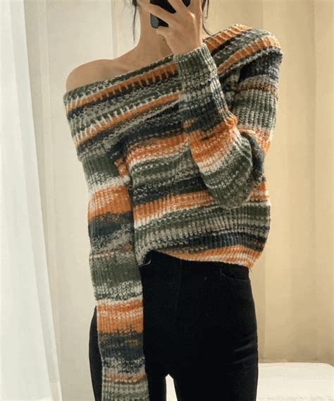 그라데이션🤎 믹스 유니크 보카시 히피 스트라이프 단가라 오프 숄더 오픈 어깨 트임 긴팔 니트 에이블리