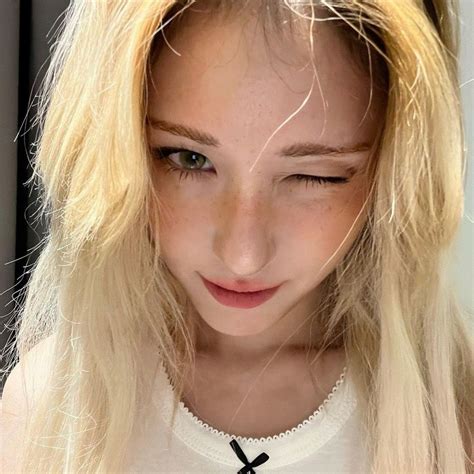 56 Somsomi0309 ý Tưởng Seohyun Jeon Búp Bê Barbie