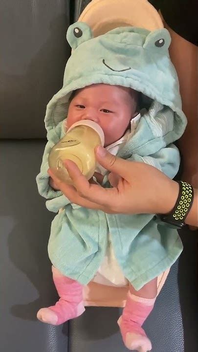 목욕 가운 입은 튼튼이 Youtube