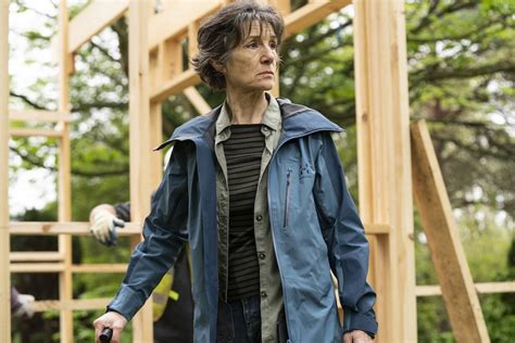 Movie Review Herself 2020