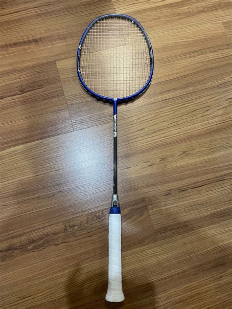 Wilson V6 Racket Original Used Sports Equipment Sports And Games Racket And Ball Sports On Wilson V6 Racket Original Used Sports Equipment Sports And Games Racket And Ball Sports On