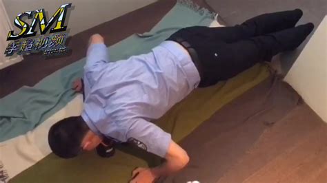 Chinese Cops Doing Push Up