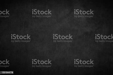 빈 앞 진짜 검은 색 칠판 배경 질감 대학 개념에 대 한 다시 학교 아이 벽지 만들기 위한 흰색 분필 텍스트 그리기 그래픽 빈 오래된 벽 교육 칠판 칠판에 대한 스톡 사진