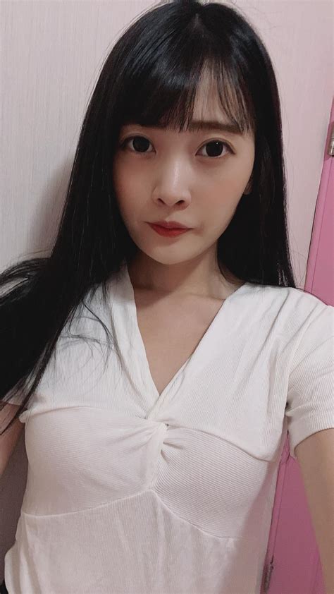 Yuhanxx • Threads Say More