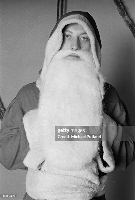 English Singer Noddy Holder Of Slade In A Santa Claus Costume 1972