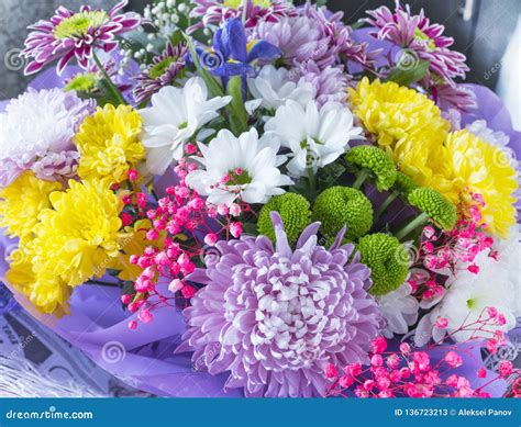 Fresh Summer Flower Bouquet At Farm Market Stock Image Image Of Color