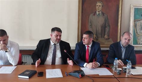 Зафиров към областните председатели на БСП Бъдете активни и помагайте на хората Вестник ДУМА