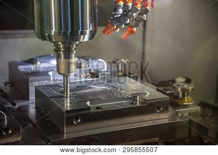 Operation Cnc Image Photo Free Trial Bigstock