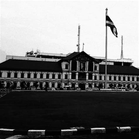 เรารักกองทัพบก โปรดเกล้าฯ พระราชทานชื่อ “โรงพยาบาลทศมินทราธิราช” แทน