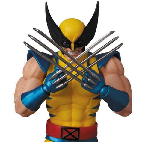 Marvel Mafex 096 Wolverine — Toy Snowman