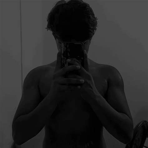 𝔞𝔫𝔞𝔫𝔡𝔥𝔲 Ssup Anandhu • Threads Say More