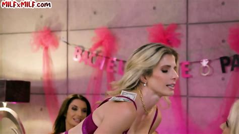 Lesbian Milfs Eating Pussy In A Party