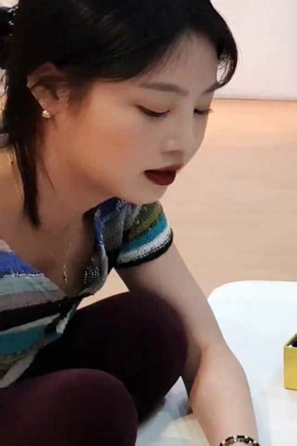 방심하는 여자아이들 수진 움짤 베픽