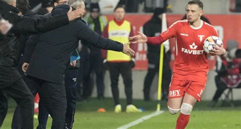 Valentin Costache A Semnat Prelungirea Contractului Cu Uta · Special Arad