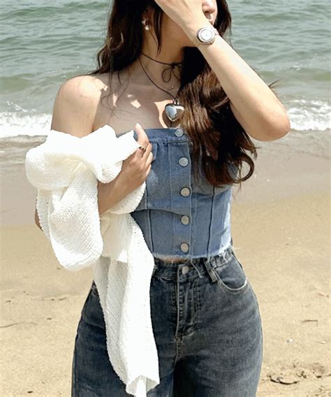 Y2k워터밤흠뻑쇼 풀문 데님 버튼 크롭 뒷밴딩 튜브 탑 2color 에이블리