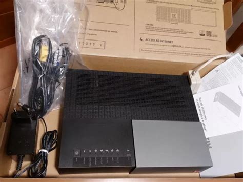 Tim Hub Modem Router Plus Technicolor Dga4132 Wifi 2 4 5 Adsl E Fibra Fino 1 Gb Eur 45 00