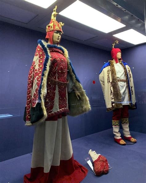 Scythian Traditional Gold Jewelry And Clothing With Gold Decorations