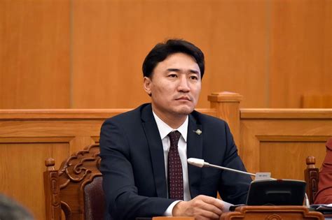 Г Дамдинням Ардчилсан нам дотор даргын сунгаан өрнөчхөөд хэцүү байгаа бололтой