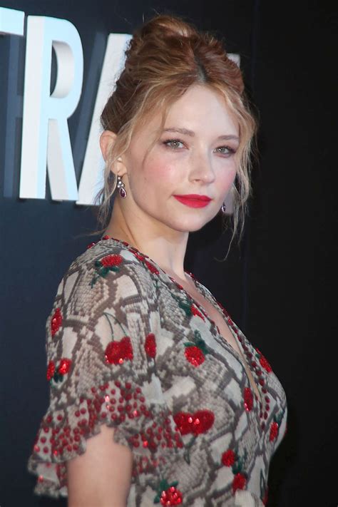 Haley Bennett Celebrity Photos Leaked