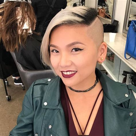 90s Grunge Hairstyles Are Taking Center Stage Fashionisers©