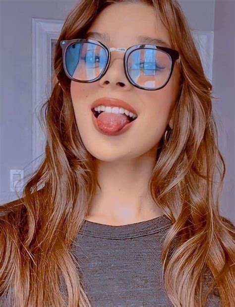 Shes So Sexy With Glasses 🥵🔥 R Haileesteinfeldgw