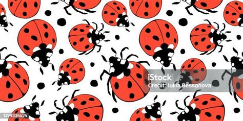 플랫 낙서 스타일로 다양한 크기의 밝은 빨간색 무당 벌레의 벡터 원활한 패턴 자연을 테마로 한 배경과 질감 봄 여름 어린이 인쇄물 고립 된 0명에 대한 스톡 벡터 아트 및