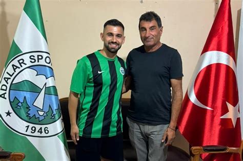 Oğuzhan Çakır Yeniden Adalarsporda Futbol Amatör