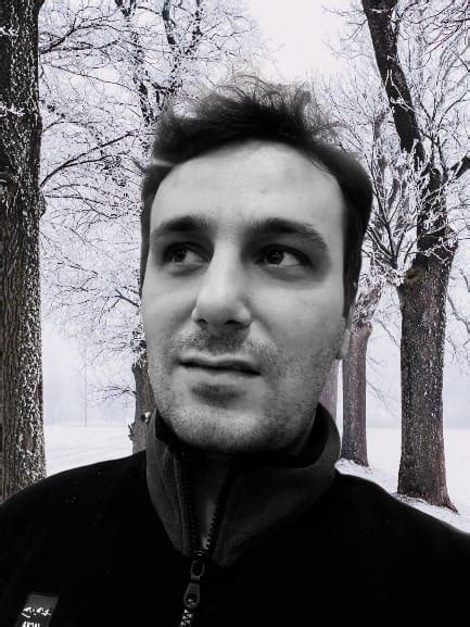 Latif Sofuoğlu Medium