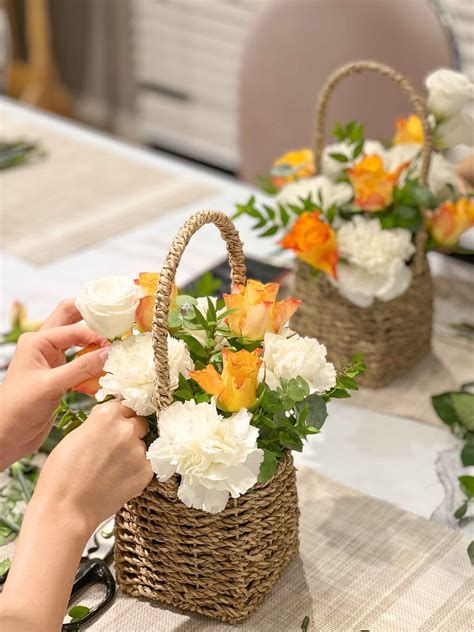 계절꽃으로 예쁜 꽃바구니 만들기 솜씨당