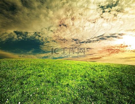 高山草甸草原天空高清摄影大图 千库网
