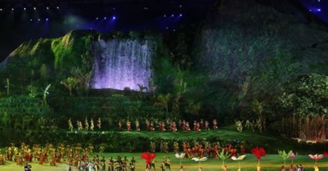 독특한 무대 독특한 공연 이채로움 속에 아시안게임 개막