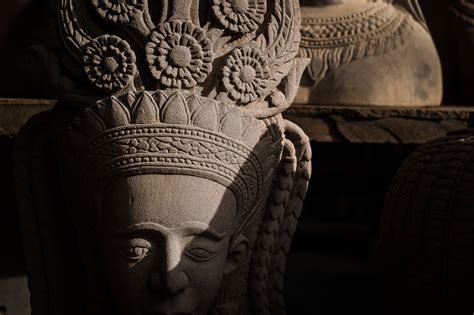 แสงธรรมชาติ สร้างความงดงามได้เสมอ เวาลไปถ่ายภาพที่ไหน ให้สังเกตุดูนะครับว่า ที่ไหนมีแสงที่สาด