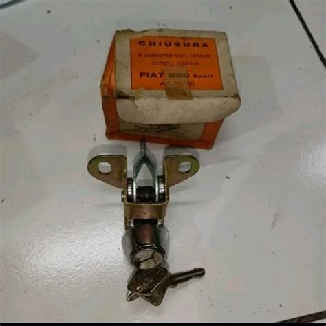 Jual Kunci Kap Belakang Mesin Fiat 850 Sport Coupe Spider Saloon Ori