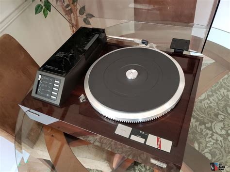 Rare Technics SL M Quartz Controlled Direct Drive Linear Tracking Turntable Photo US