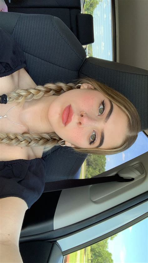 Moon On Twitter Insta Saw It First