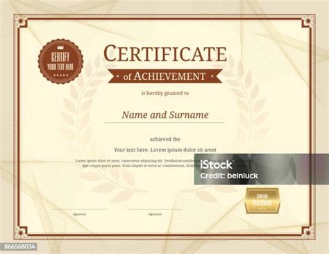 우아한 테두리 프레임 졸업 또는 수료 디플로마 디자인 럭셔리 인증서 템플릿 Excellence Awards에 대한 스톡 벡터