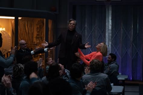 미키 17 맞대결 피하자 韓영화 가뭄…이달말부터 줄개봉