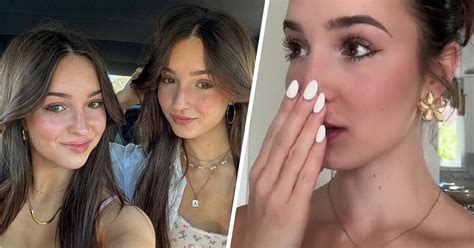 Шефот не ѝ давал дозвола за отсуство па девојката ја прати својата близначка на работа но беше