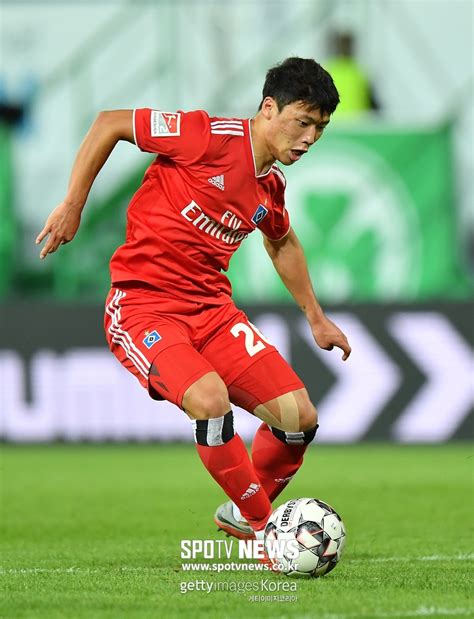 [분데스2 Review] 황희찬 풀타임 함부르크 다름슈타트에 2 1 승 3g 무승 탈출