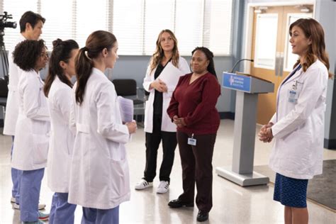 Greys Anatomy Season 19 Episode 3 Review Lets Talk About Sex
