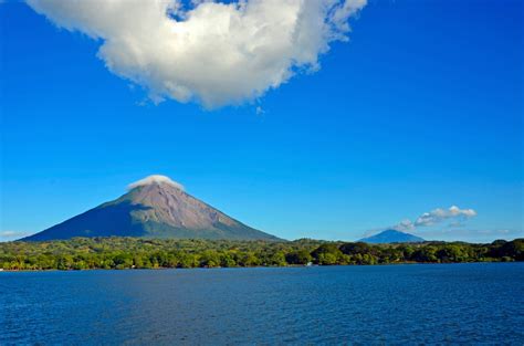 Best Volcanoes In Nicaragua Things To Do Journey Latin America