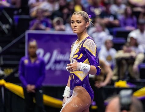 Ex Lsu Gymnast Livvy Dunne Fails To Buy Babe Ruths Old Home Lsu