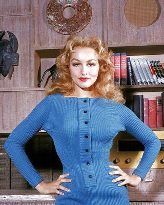Julie Newmar Porn Pictures Xxx Photos Sex Images Pictoa